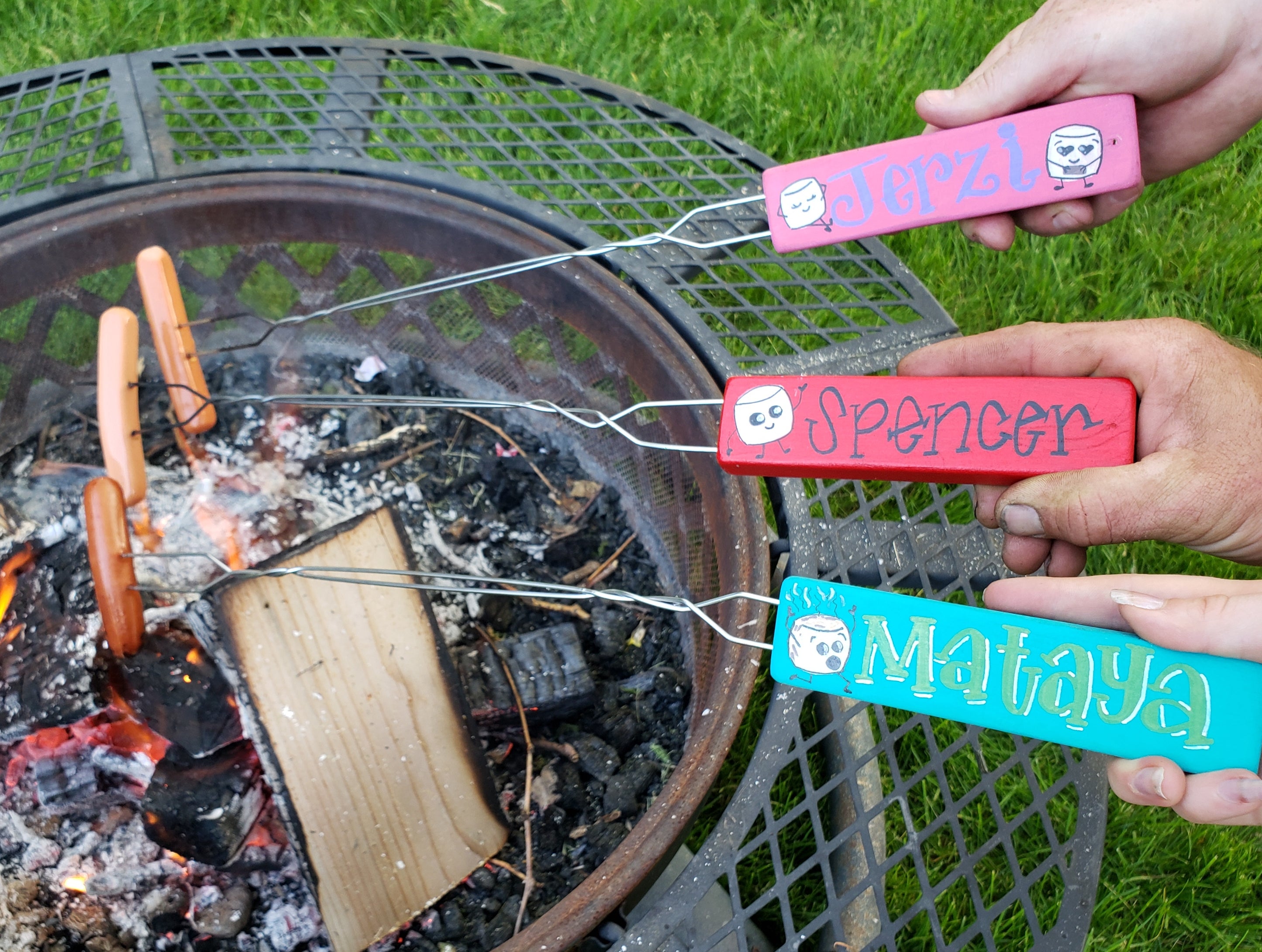 Personalized S'more Stick – Alliecat Creations Personalized Gifts